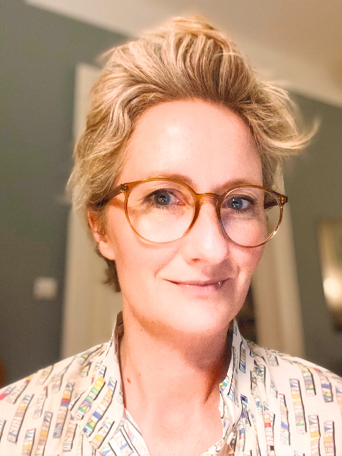 Barbara Toth's Instagram, Twitter & Facebook on IDCrawl